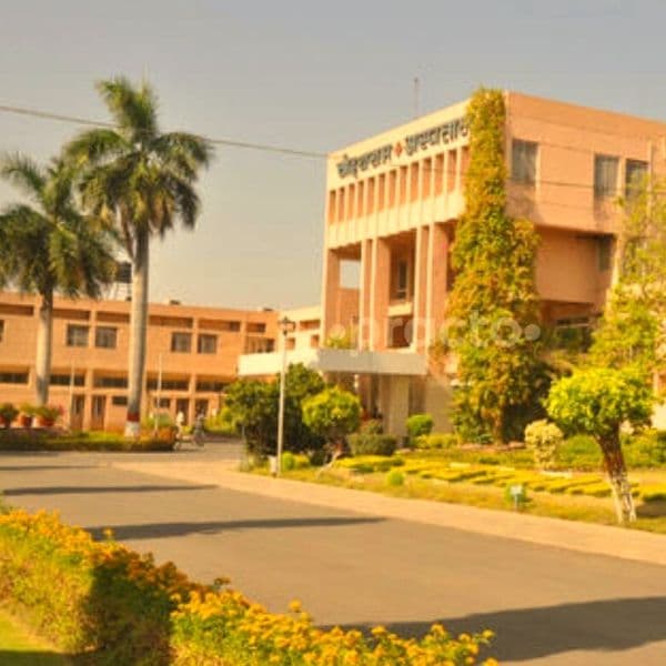 Choithram Hospital ( Manik Bag Road)